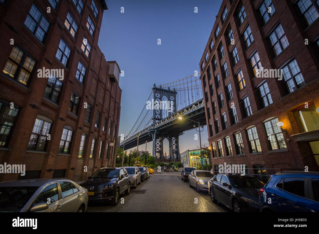 Manhattan bridge washington street hi-res stock photography and images ...