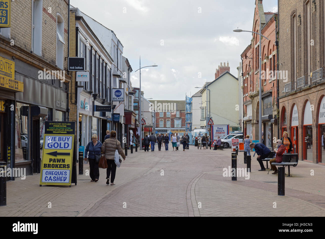 Looking down a street in Rhyl Stock Photo - Alamy