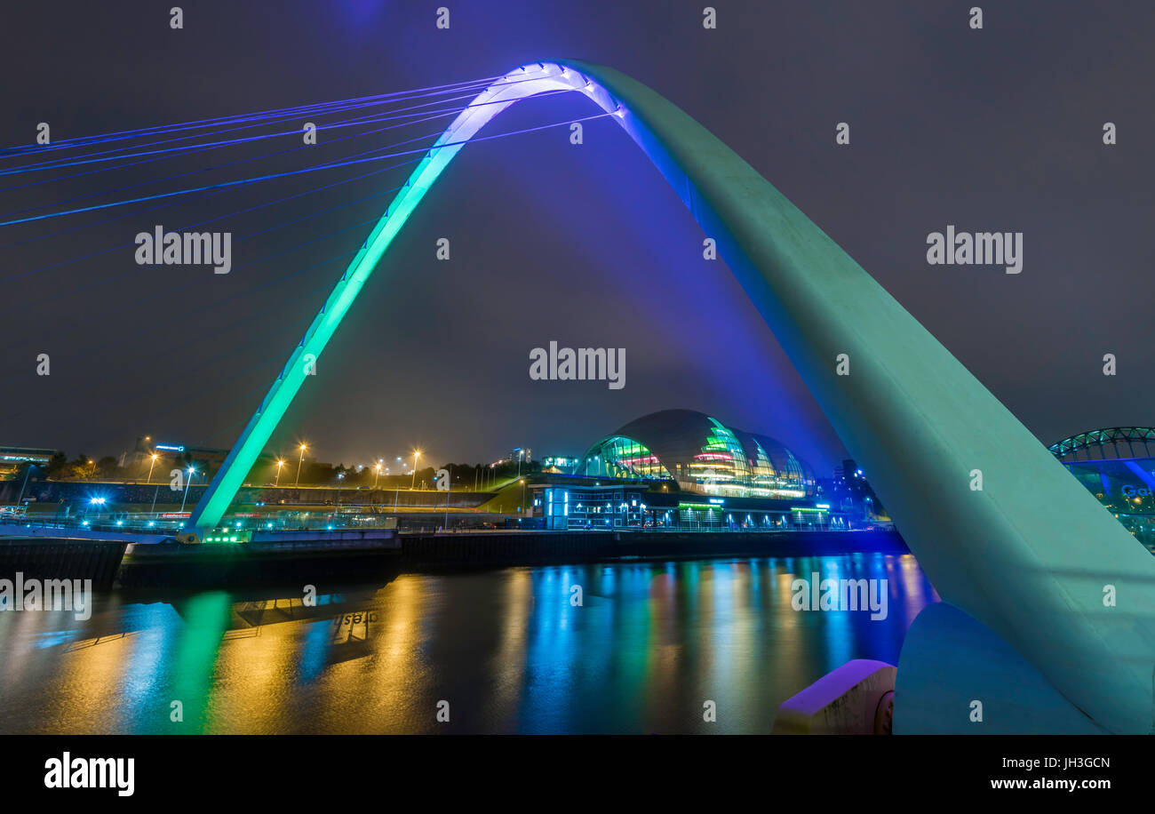 Gateshead Millennium Bridge over the River Tyne, a pedestrian and cycle ...