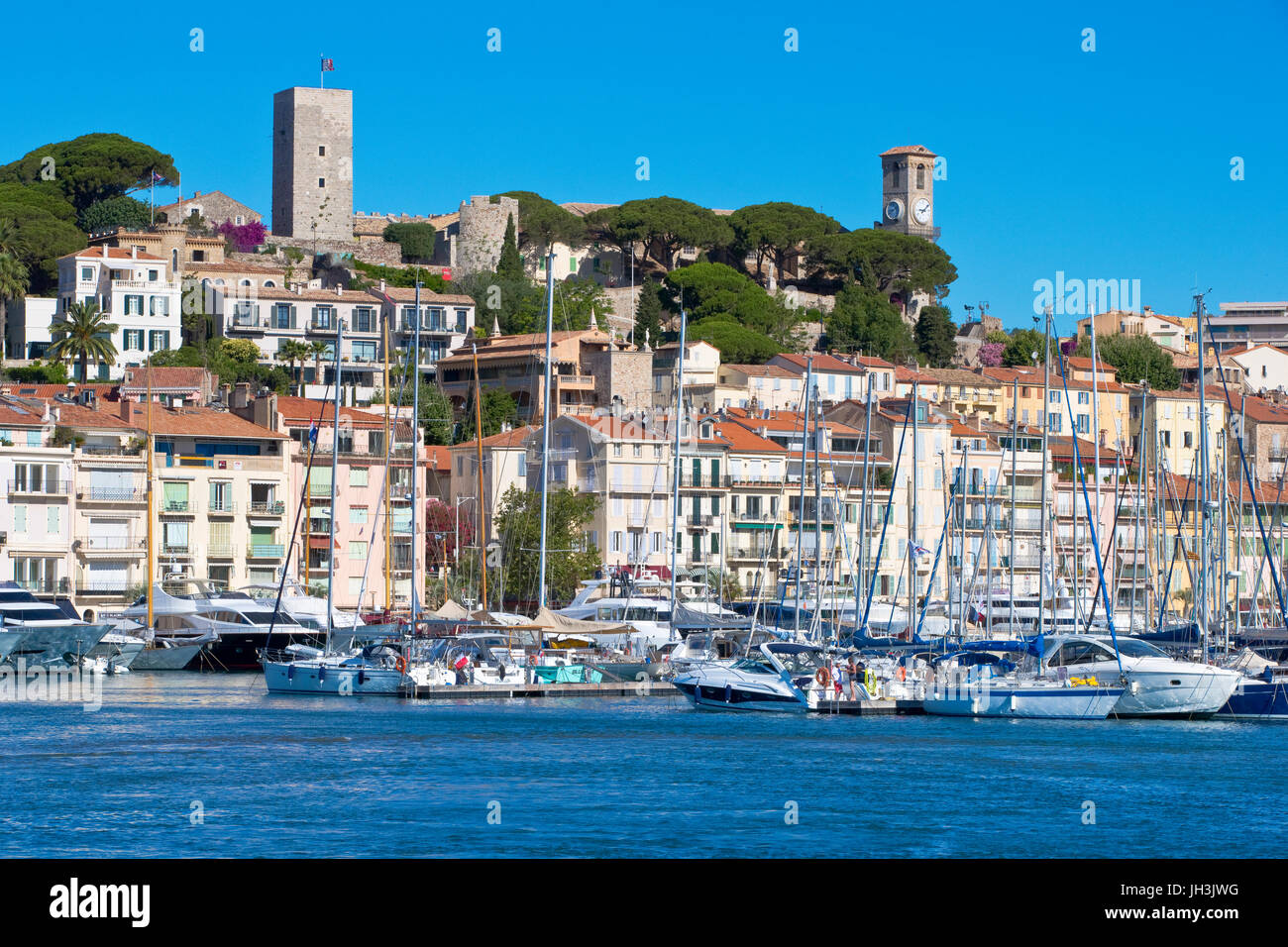 Old port, Le Suquet, Cannes, France Stock Photo - Alamy