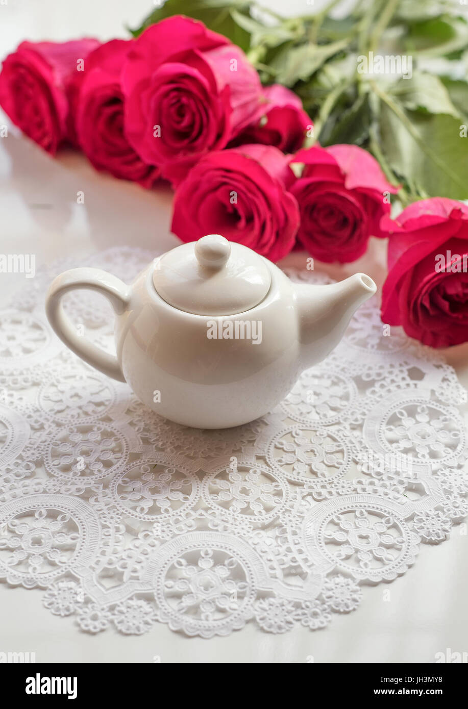 Exquisite afternoon tea hi-res stock photography and images - Alamy