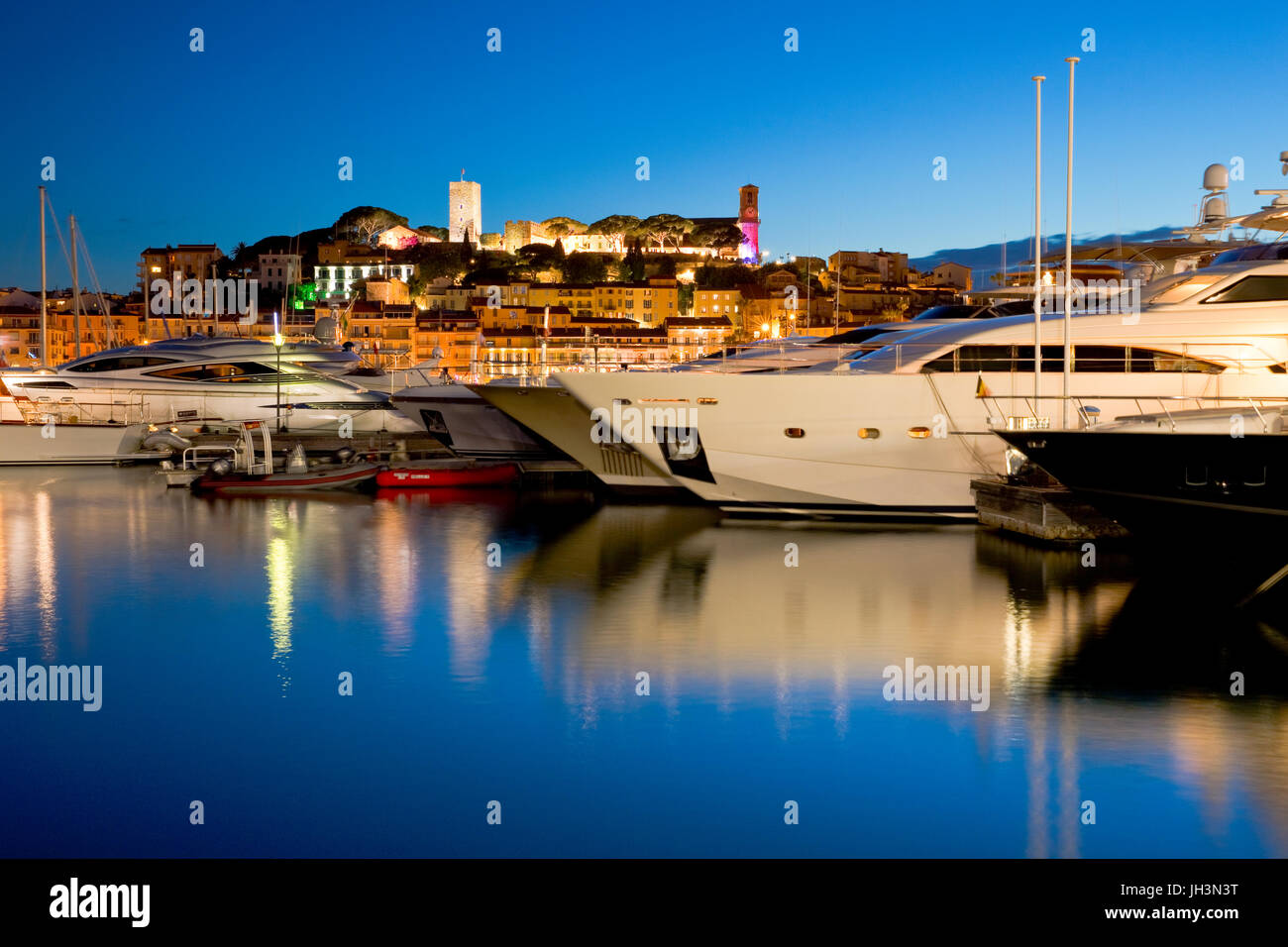 Cannes old harbour hi-res stock photography and images - Alamy