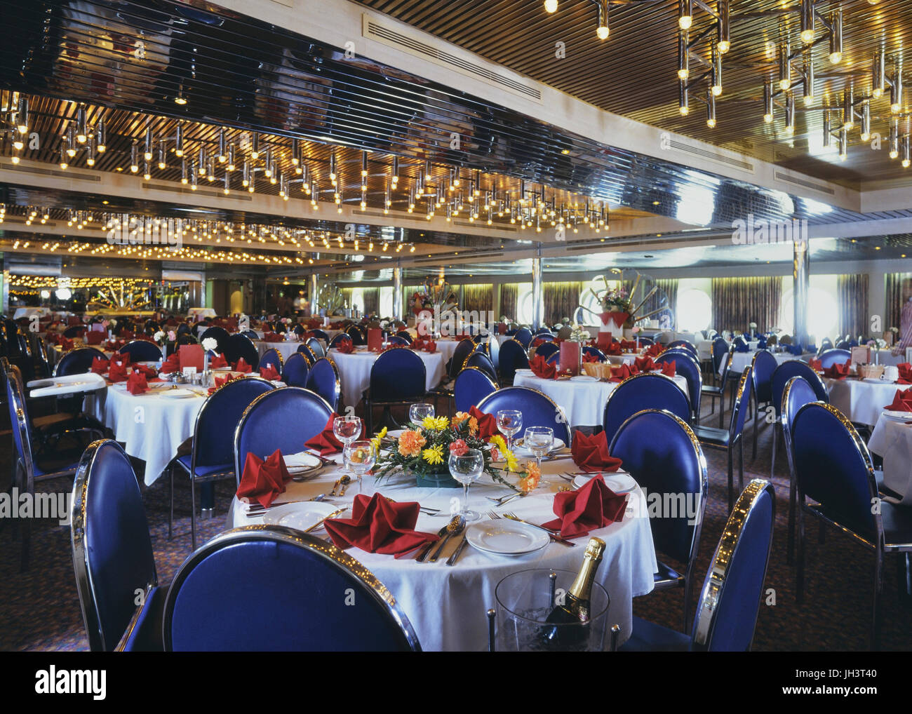 Cruise ship dining room prepared for evening meal Stock Photo - Alamy