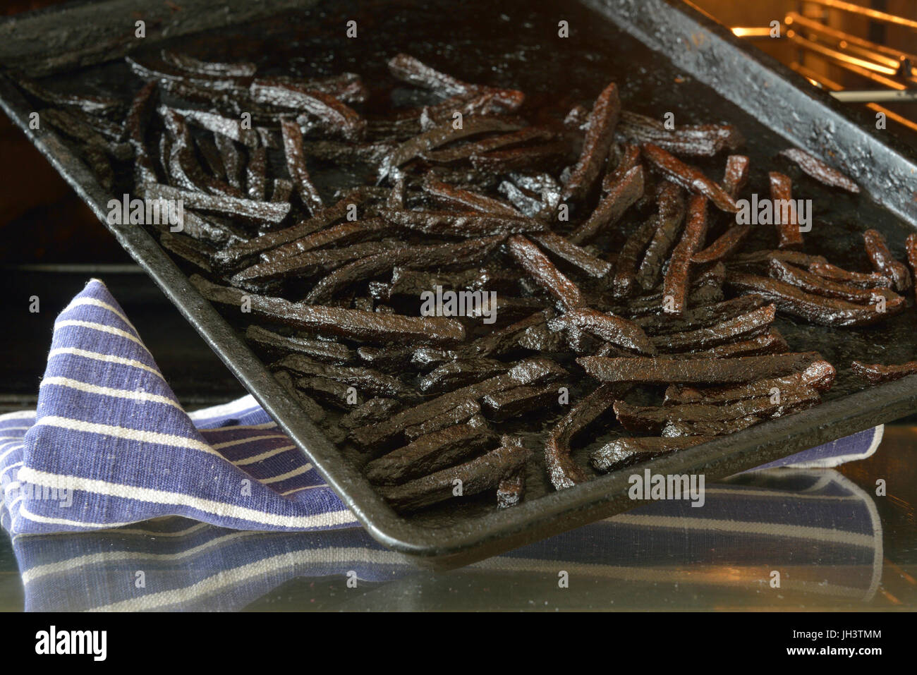 Burnt colour hi-res stock photography and images - Alamy Burnt colour hi-res stock photography and images - Alamy