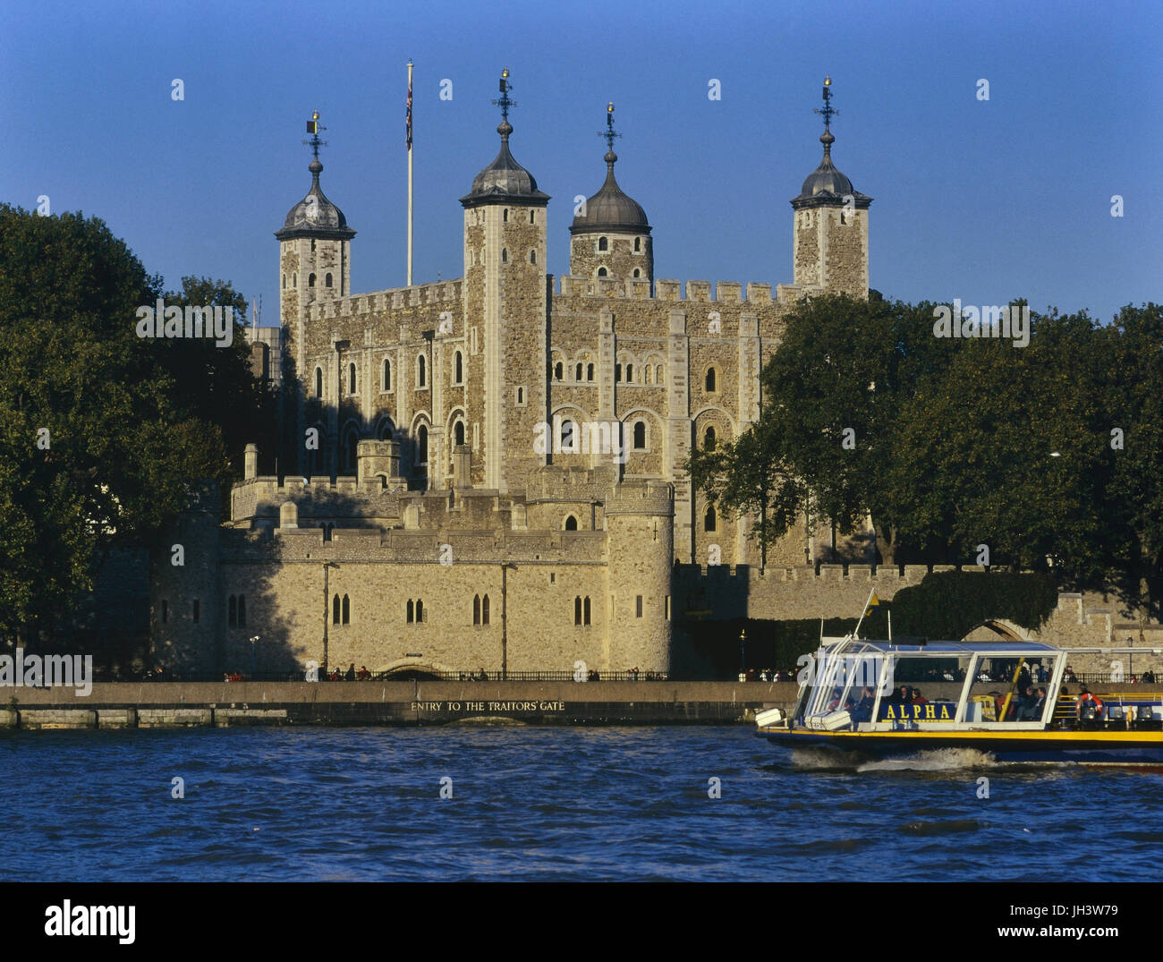Tower of London and the entry to the traitors' gate. London. England ...