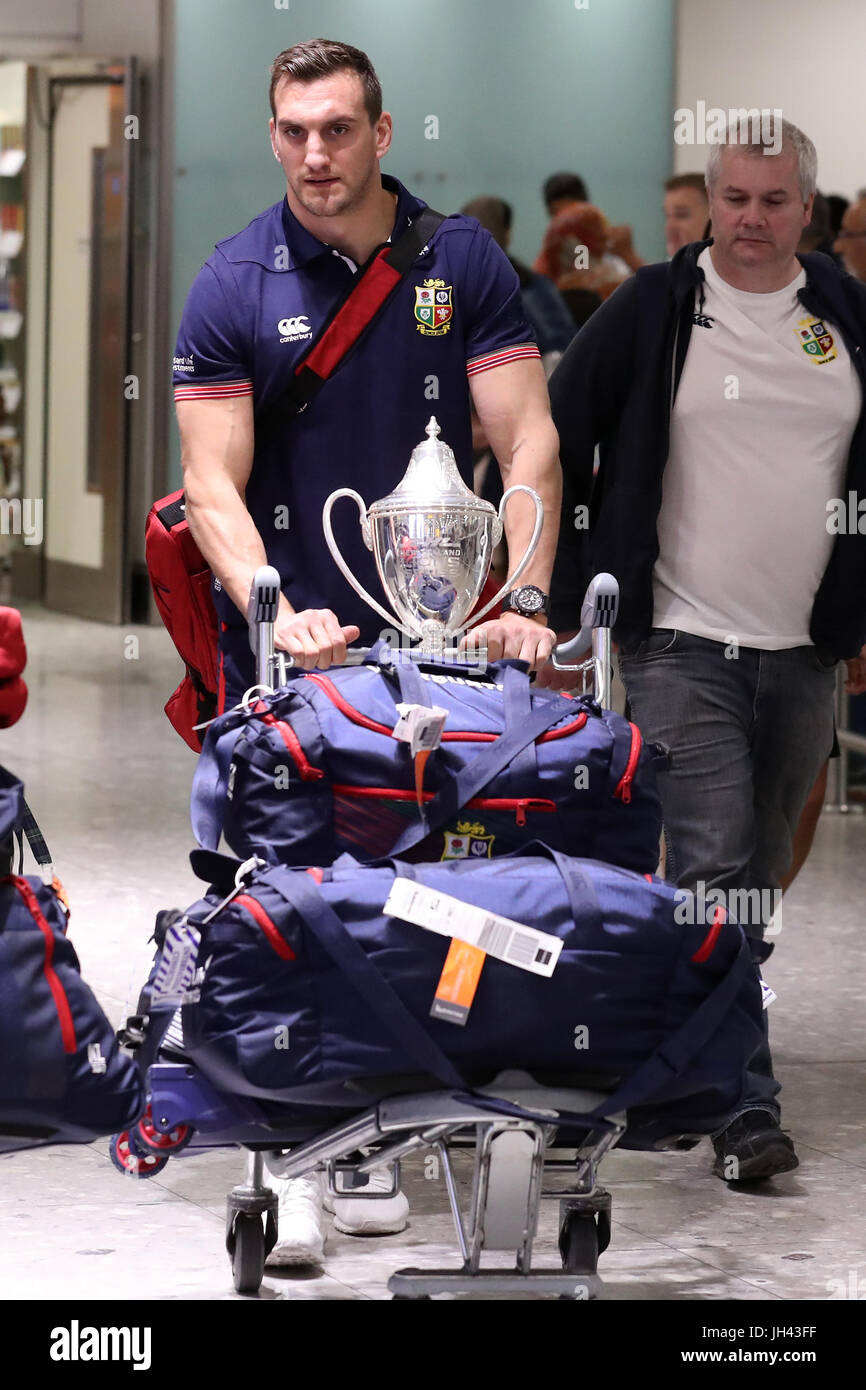 British and Irish Lions Sam Warburton arrives back with the trophy at ...