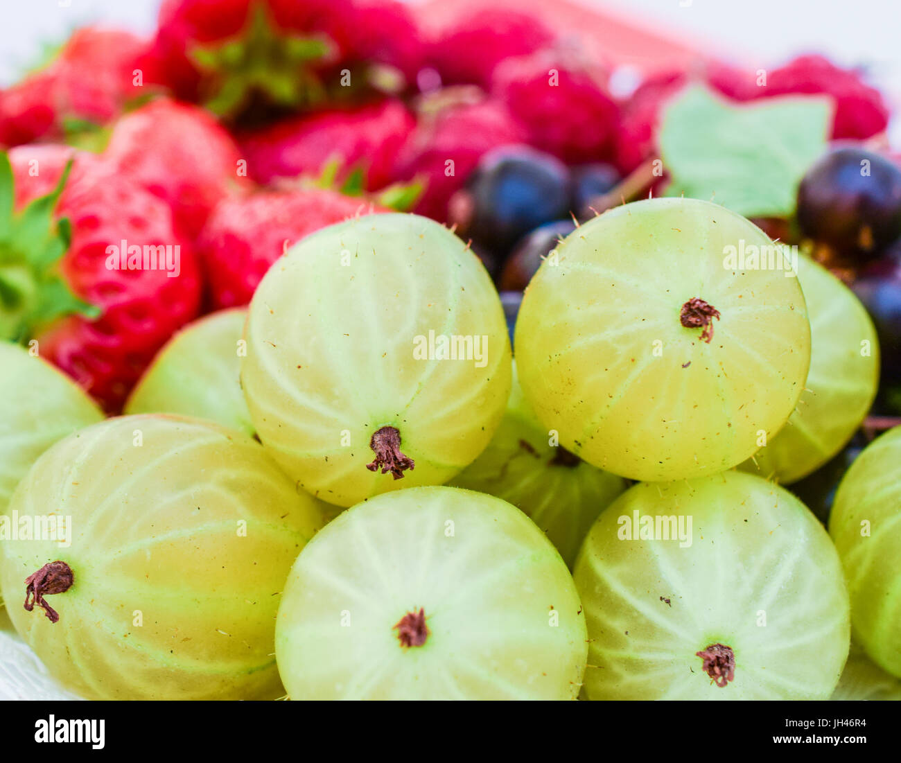 Summer berries, fruit Stock Photo - Alamy