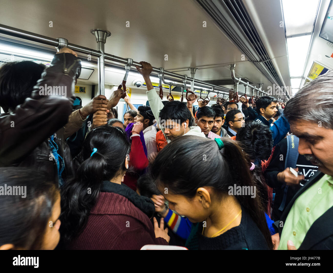 Indian crowd metro hi-res stock photography and images - Alamy