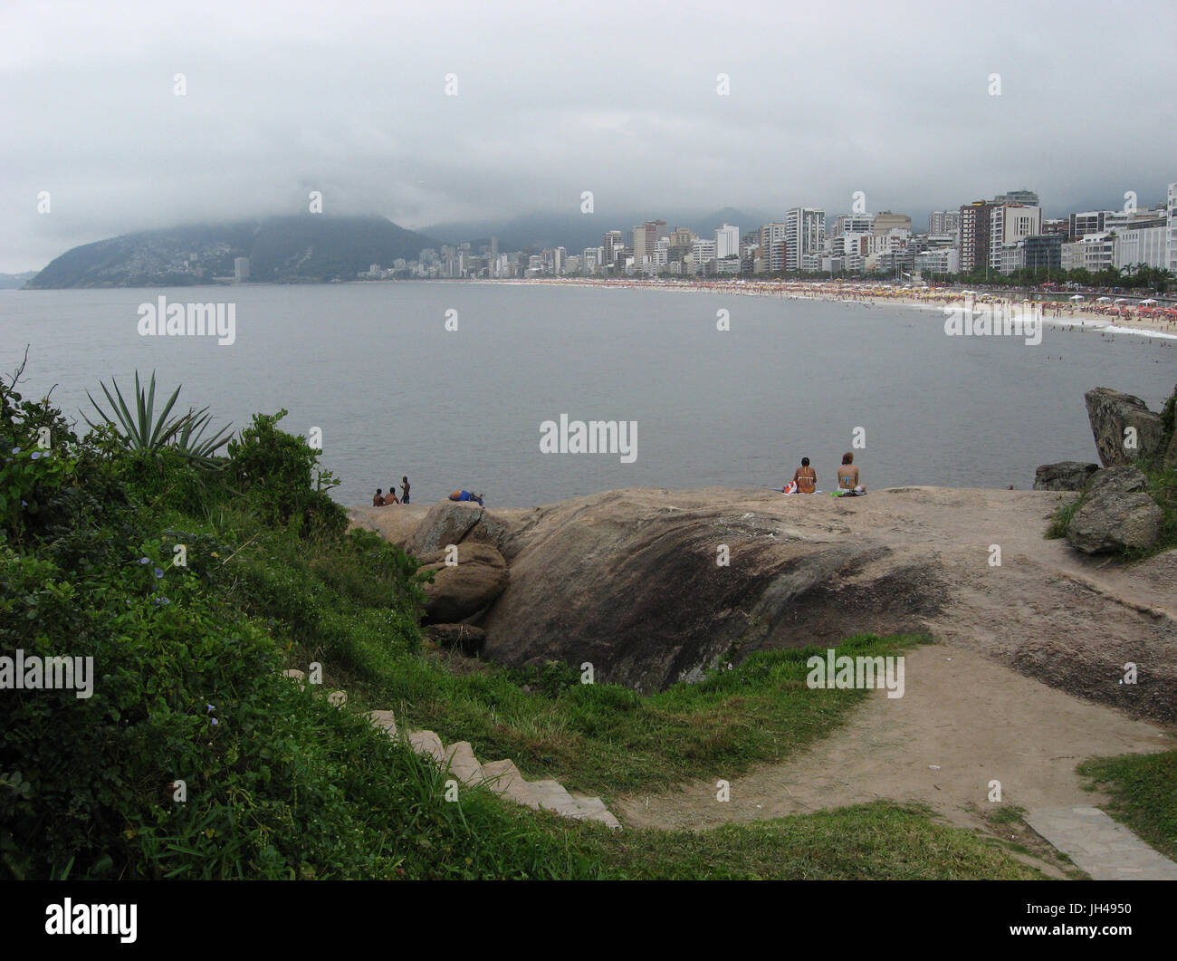 Arpoador stone hi-res stock photography and images - Alamy