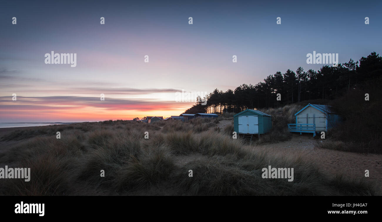 Beach huts at Hunstanton Stock Photo - Alamy