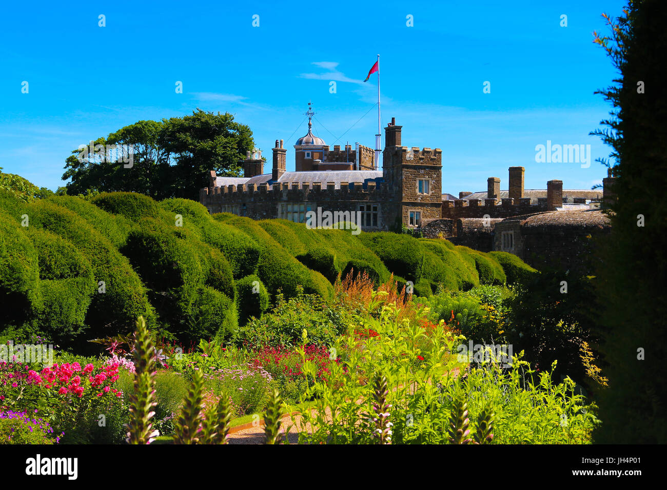 Walmer castle hi-res stock photography and images - Alamy