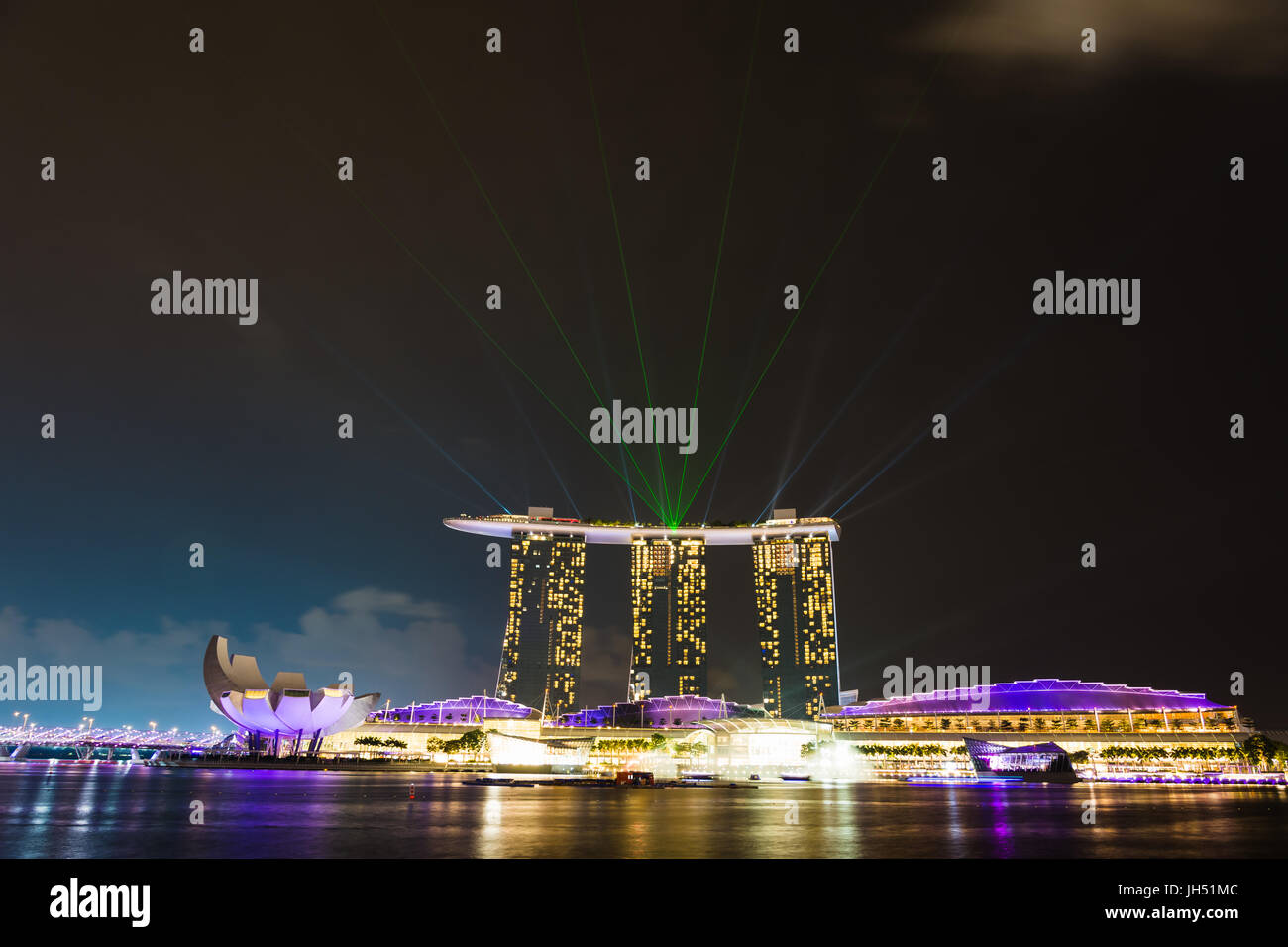 Singapore, Singapore - Circa June 2014 - Lightshow at the marina bay sands Stock Photo - Alamy