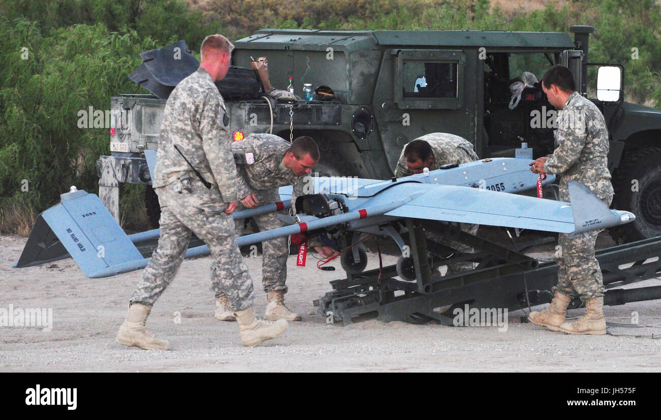 Scan eagle drone hi-res stock photography and images - Alamy