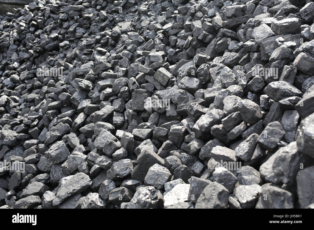 Coal Stockpile High Resolution Stock Photography and Images - Alamy