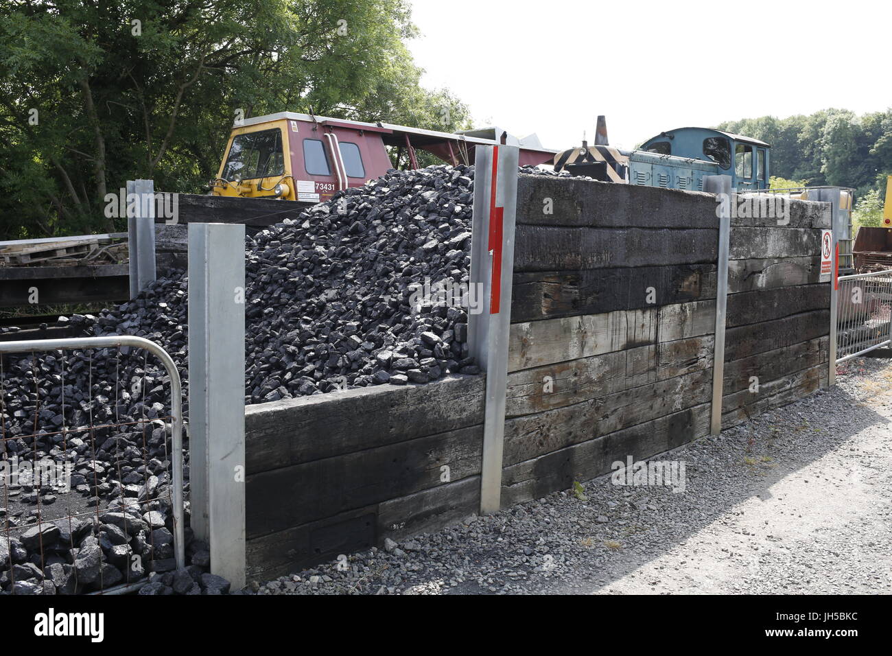 Coal store on railway Stock Photo - Alamy