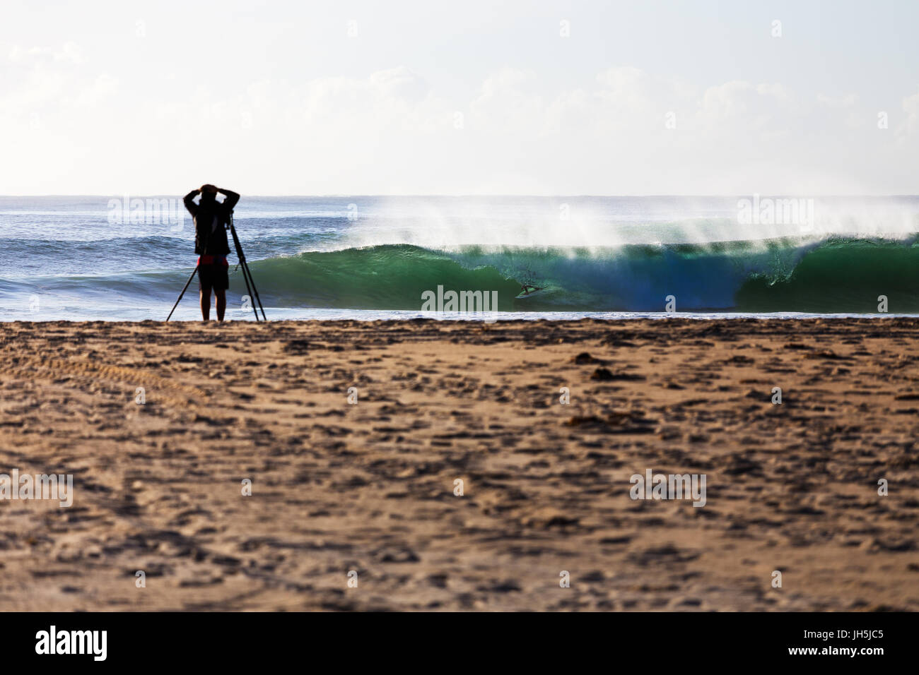 Perfect wave hi-res stock photography and images - Alamy