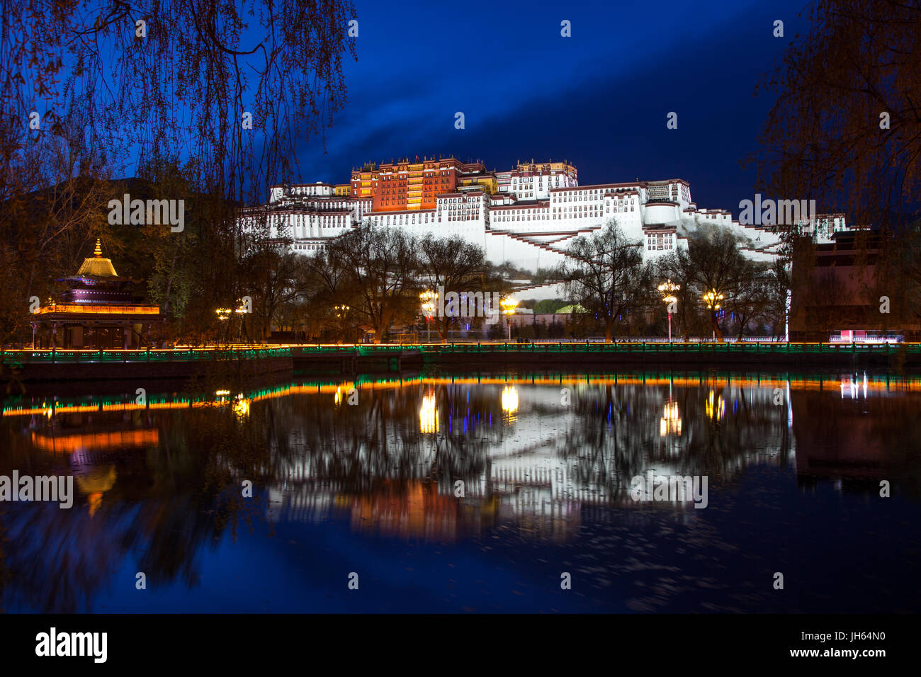 Potala palace and lhasa night view hi-res stock photography and images ...