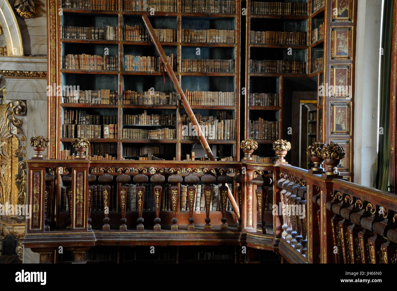 Joanina Library, inside, 2017, School Palace of the University of ...
