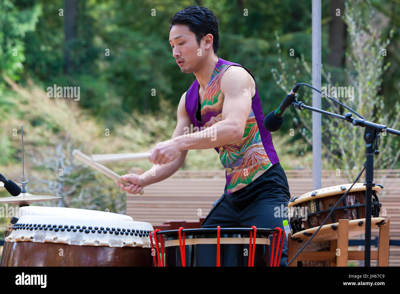 Tateuchi courtyard hi-res stock photography and images - Alamy