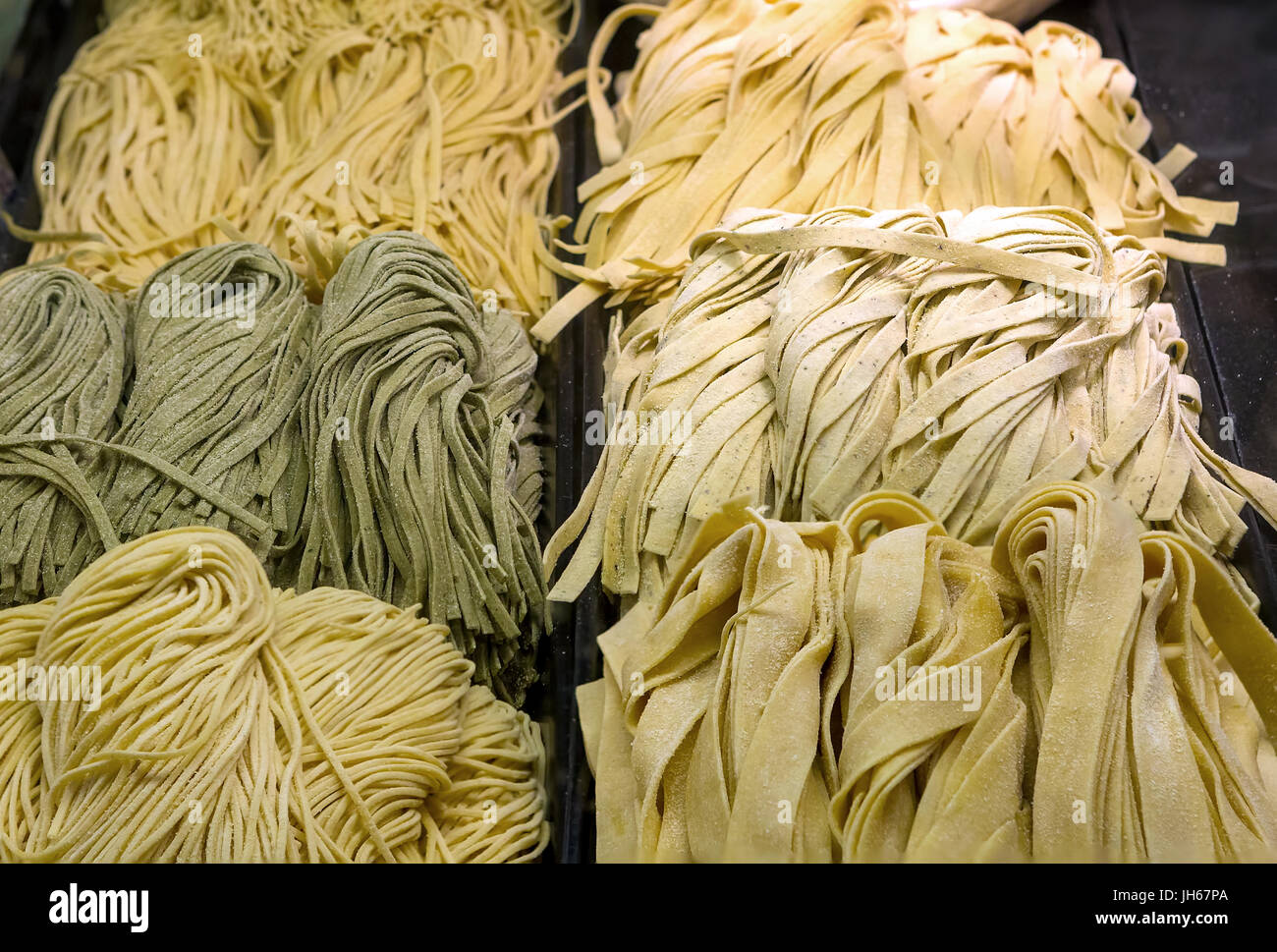 Fresh handmade Italian Pasta Noodles for salein public market Stock ...