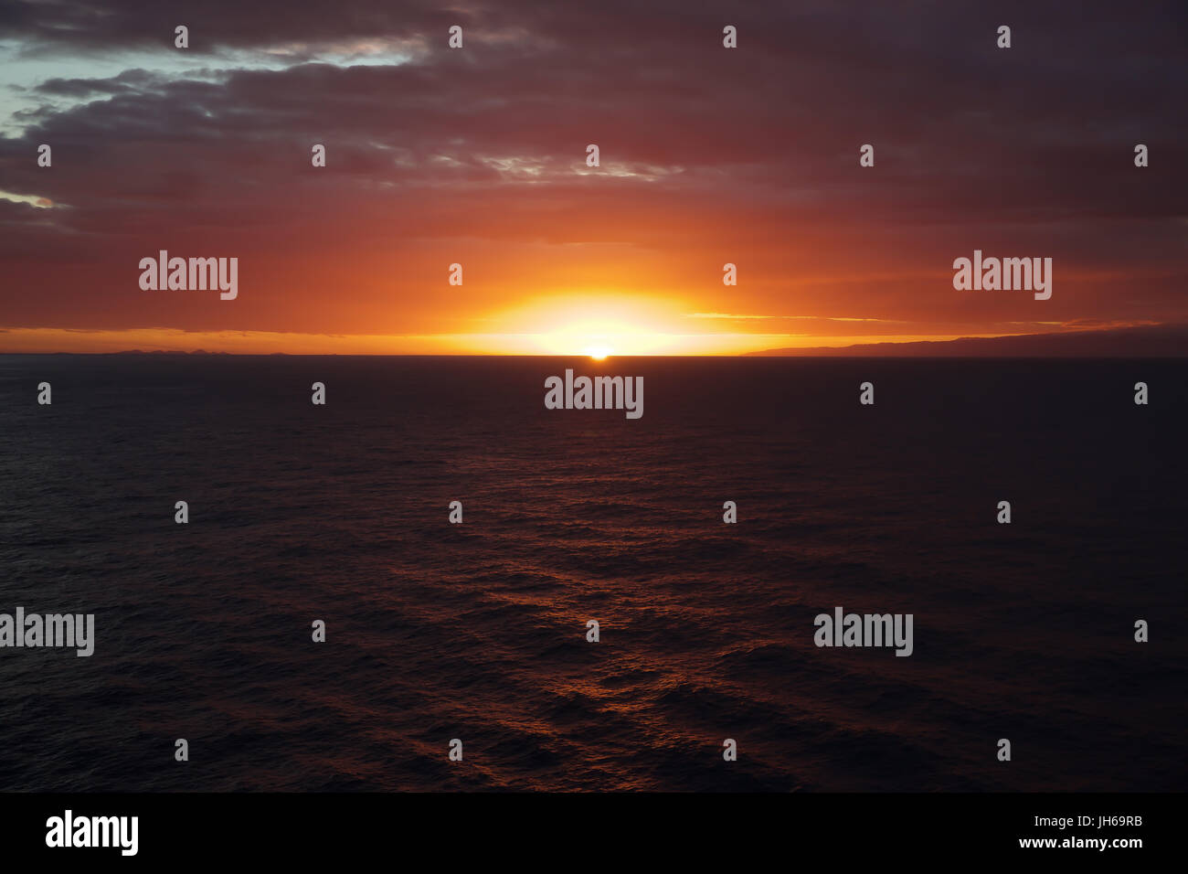 Sunset over the Atlantic Ocean Stock Photo - Alamy