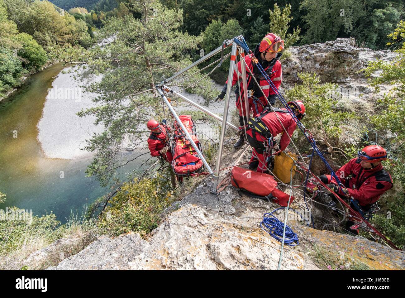 FIREFIGHTERS IN DANGEROUS PLACES Stock Photo - Alamy