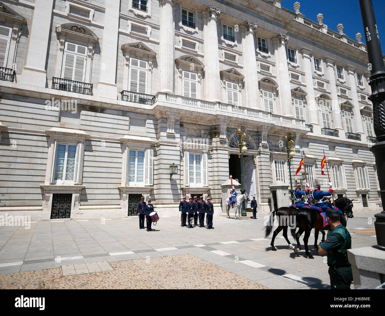 MADRID - JUNE 10: Spanish Royal Guards change during the guard mounting ...