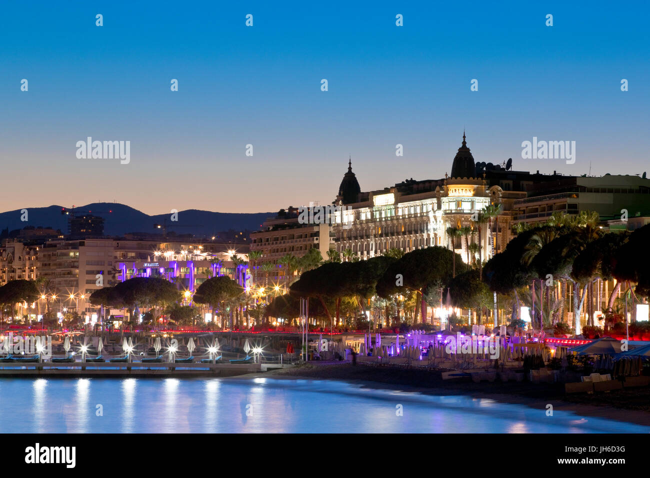 Promenade de la Croisette with the famous hotels Carlton and Martinez ...