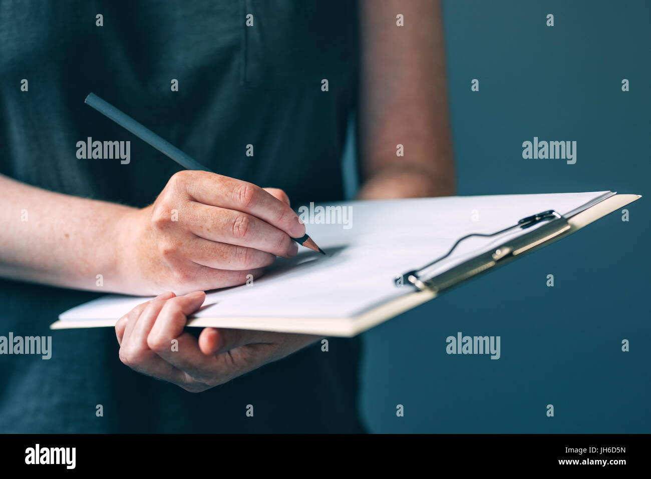 Unrecognizable woman hi-res stock photography and images - Alamy