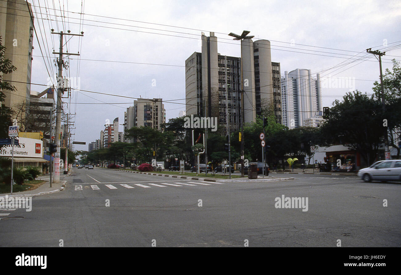 Avenida Berrini, Sao Paulo, Brazil Stock Photo - Alamy