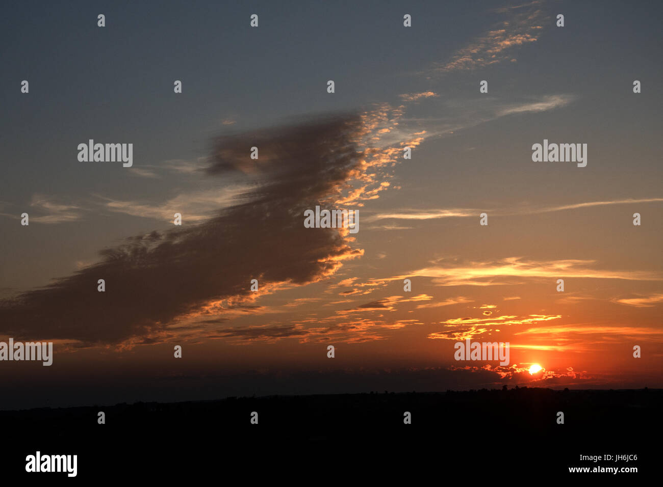 Bright setting hi-res stock photography and images - Alamy