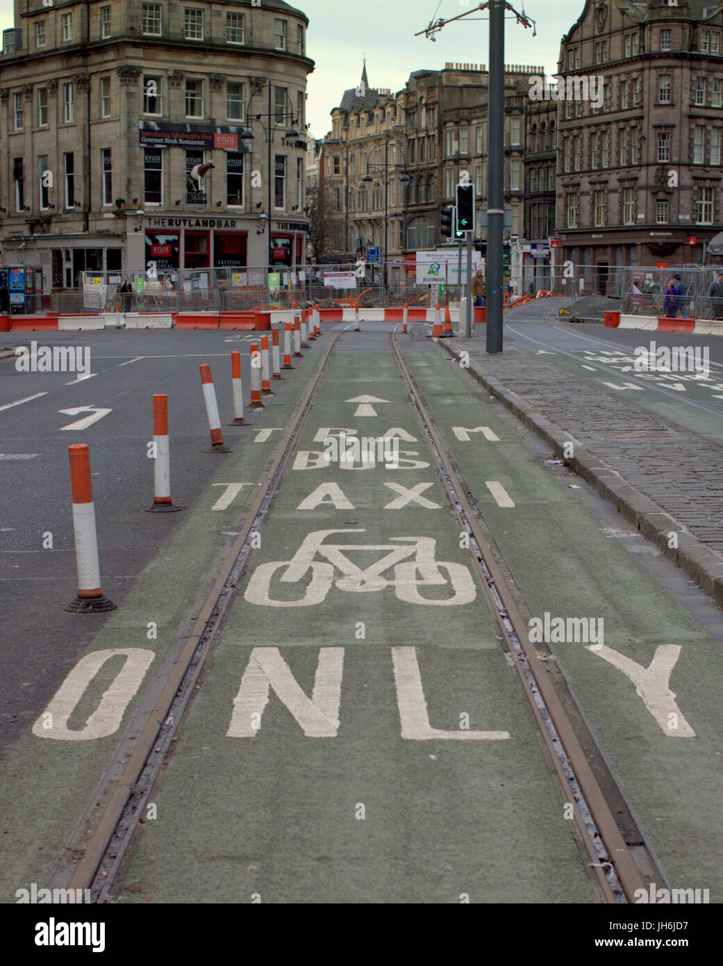 road works traffic disruption Edinburgh tram bus cycle lanes princes ...