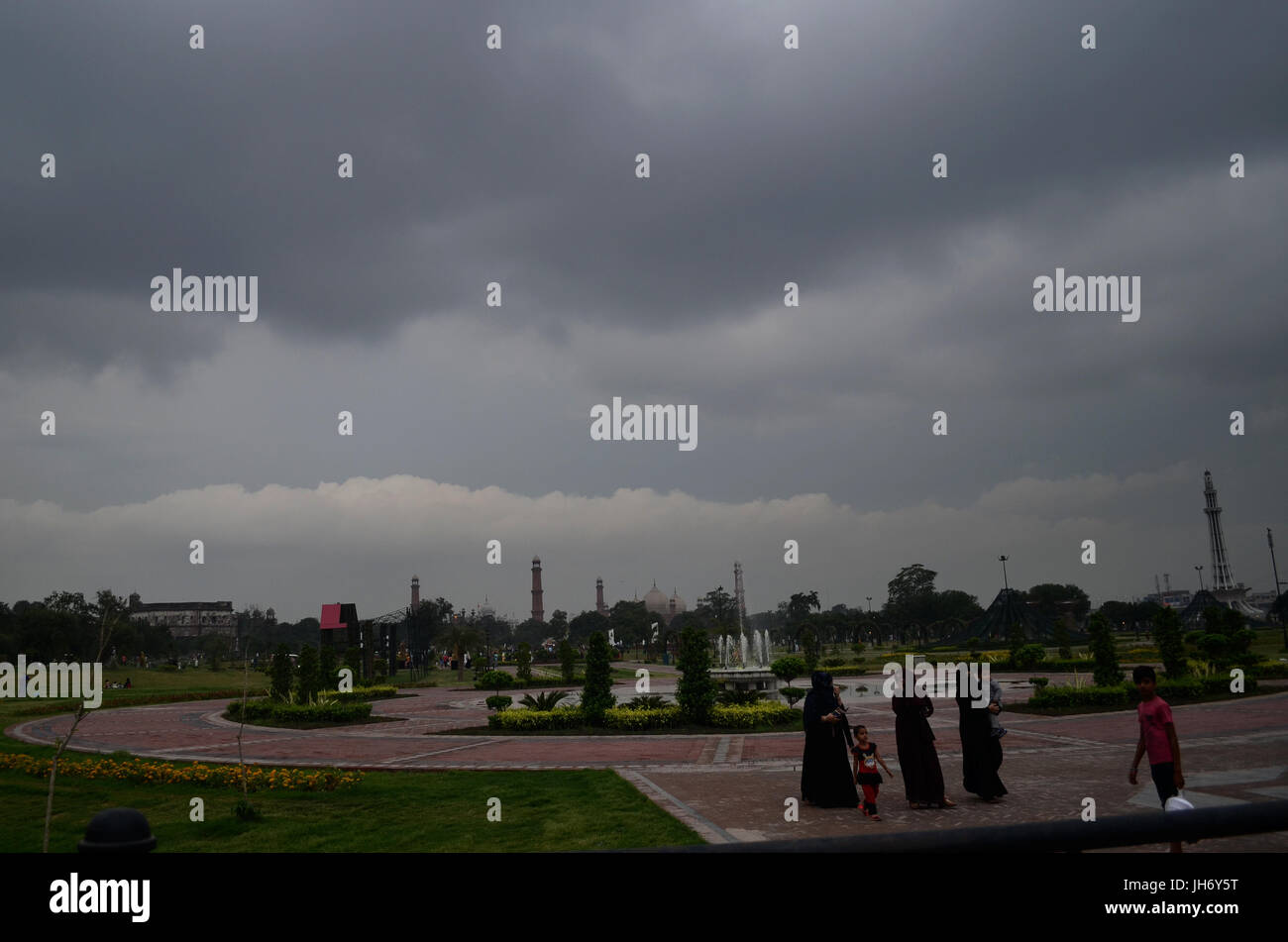 Lahore, Pakistan. 13th July, 2017. An eye catching view of dark clouds ...
