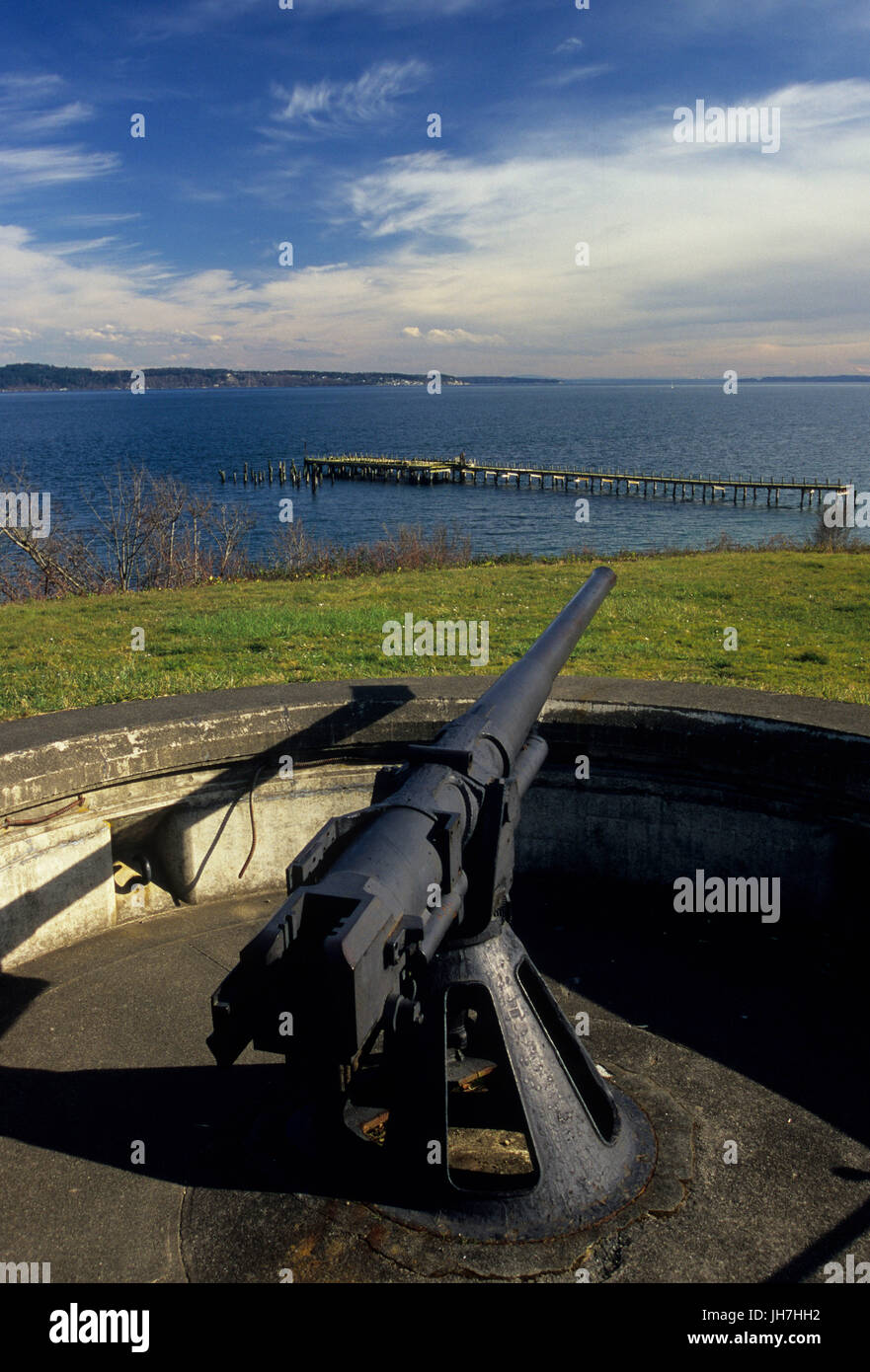 Battery Thomas Wansboro gun, Fort Flagler State Park, Washington Stock ...