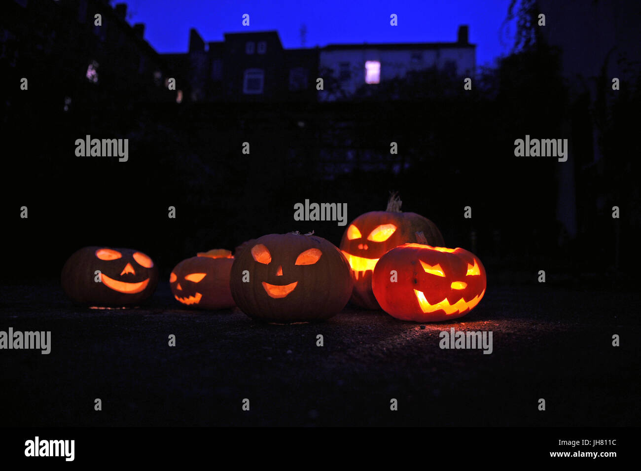 Scary carved pumpkin city hi-res stock photography and images - Alamy