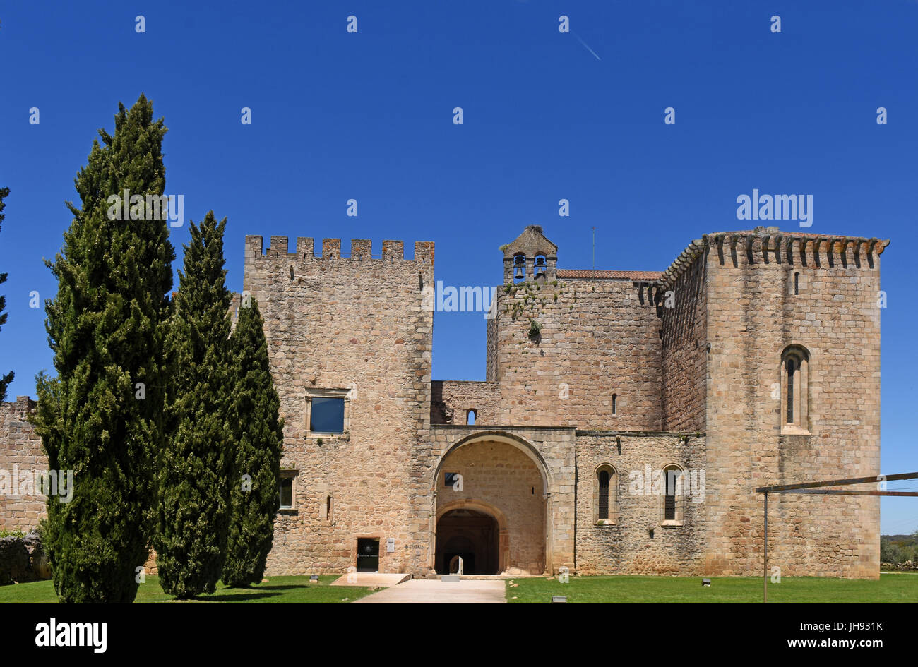 Flor da rosa monastery hi-res stock photography and images - Alamy