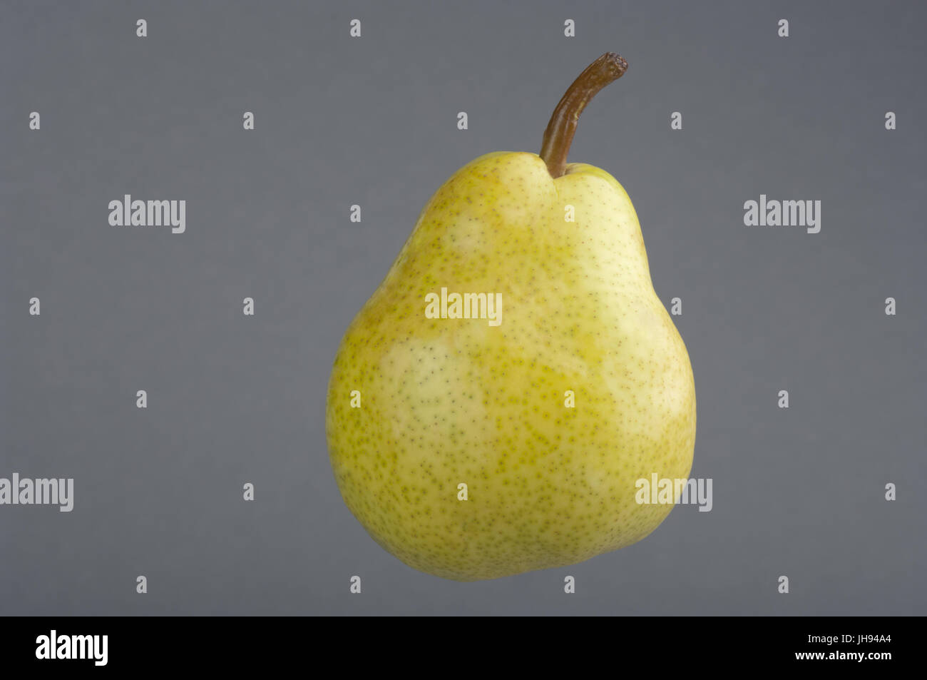 Pear cross section close up hi-res stock photography and images - Alamy