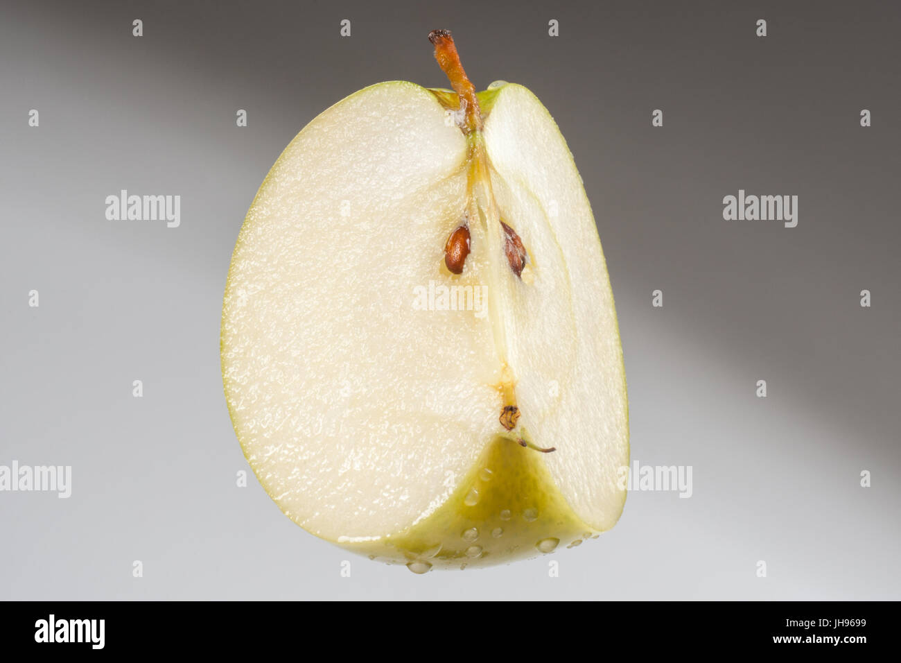 Apple cross section hi-res stock photography and images - Alamy