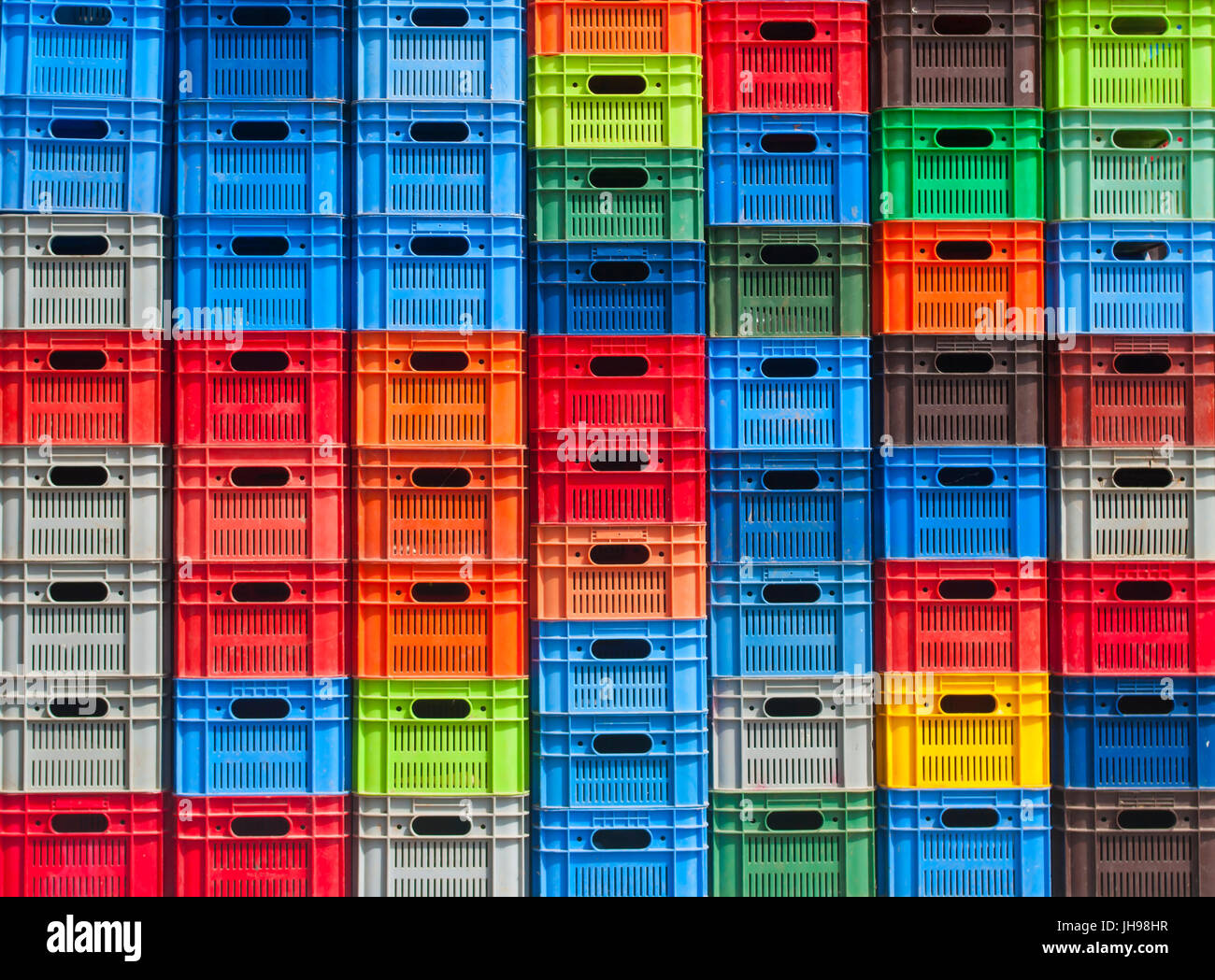Plastic boxes hi-res stock photography and images - Alamy