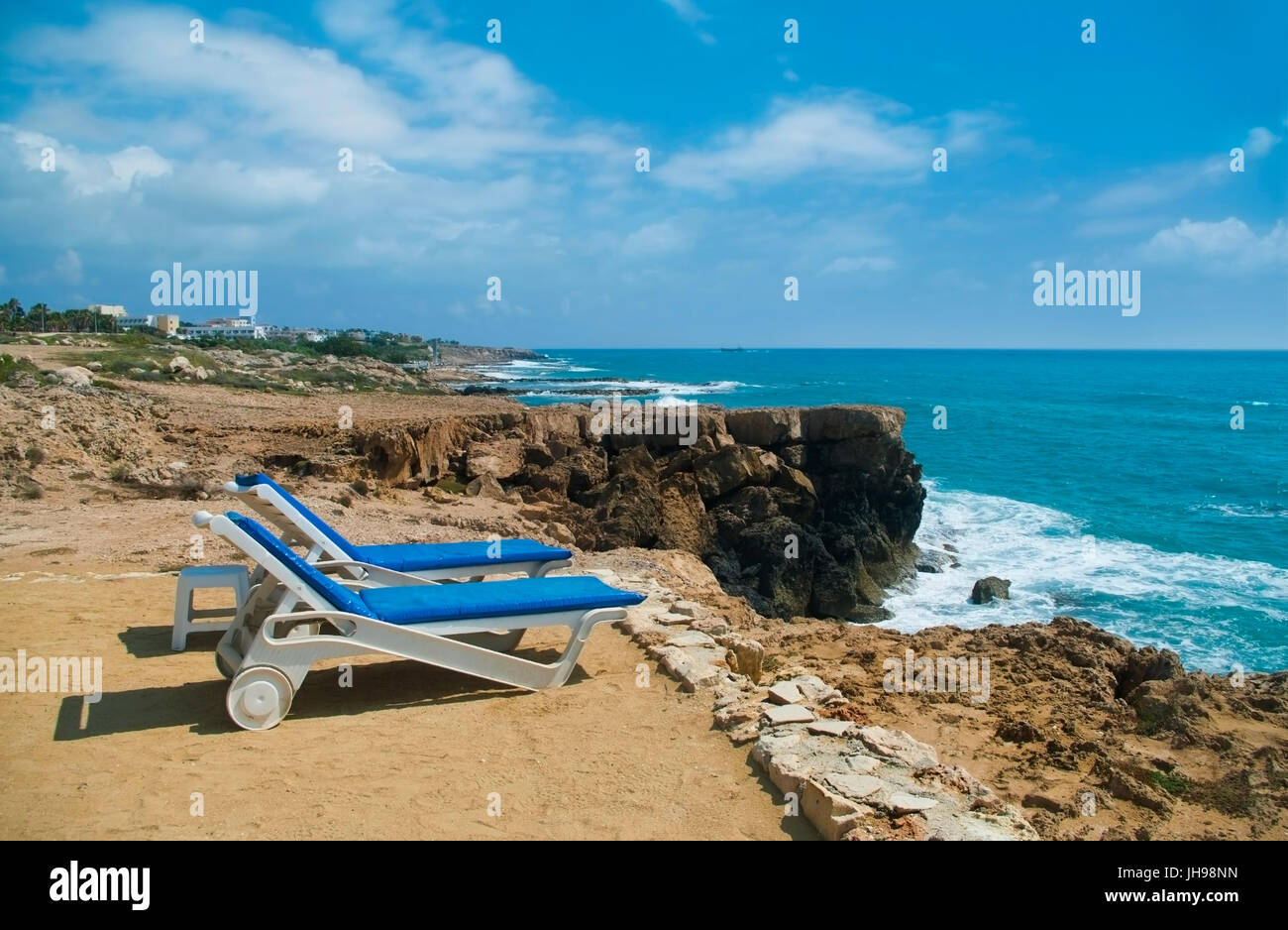 Togetherness in the sun hi-res stock photography and images - Alamy