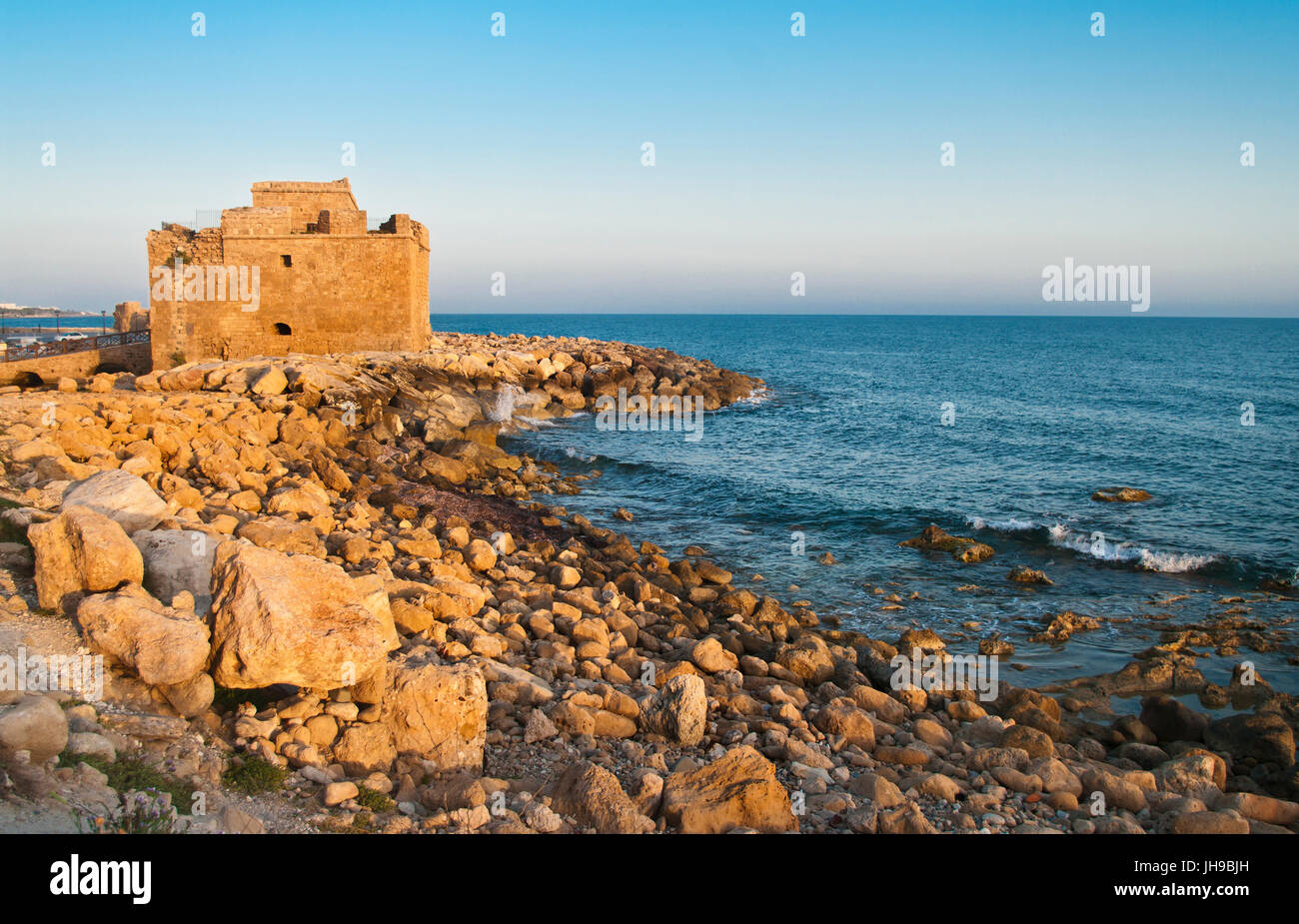 Paphos fort hi-res stock photography and images - Alamy
