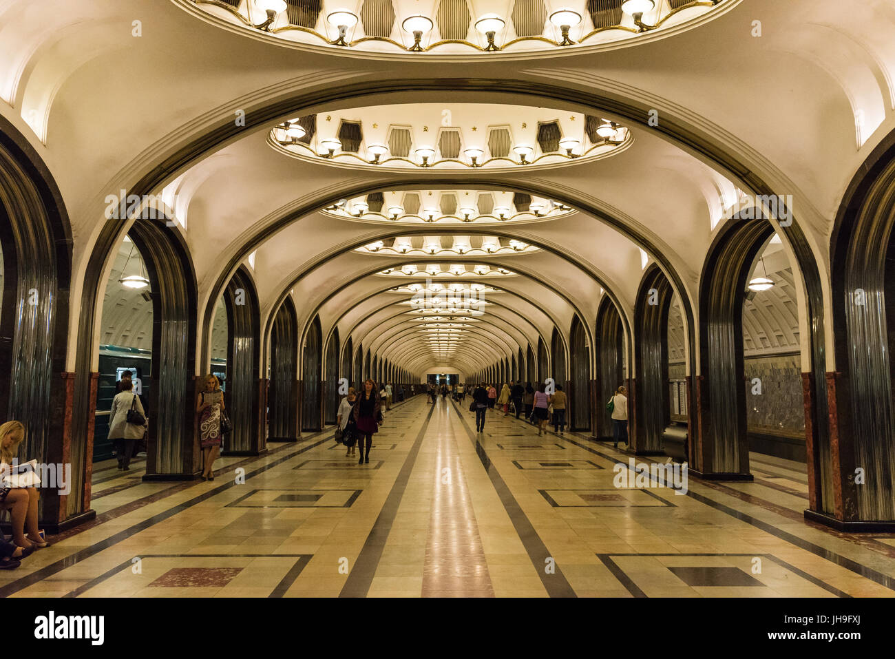 Russian train stations hi-res stock photography and images - Alamy
