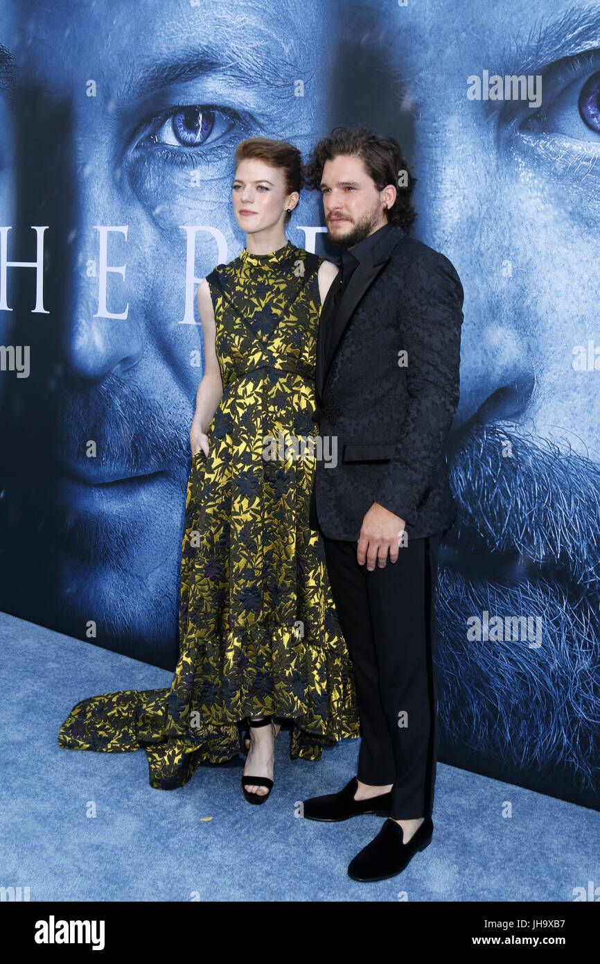 Kit harrington rose leslie hi-res stock photography and images - Alamy