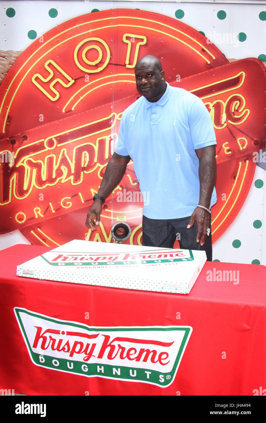 New York, NY, USA. 13th July, 2017. Shaquille O'Neal celebrates the ...