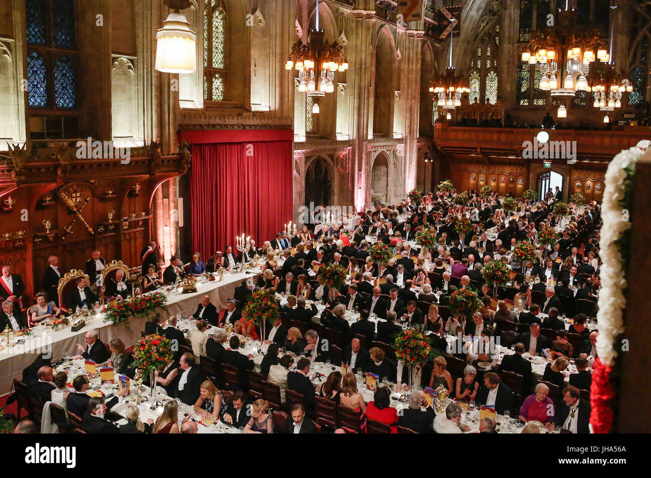 Spanish King Felipe VI and Queen Letizia with Andrew Parmley and his ...