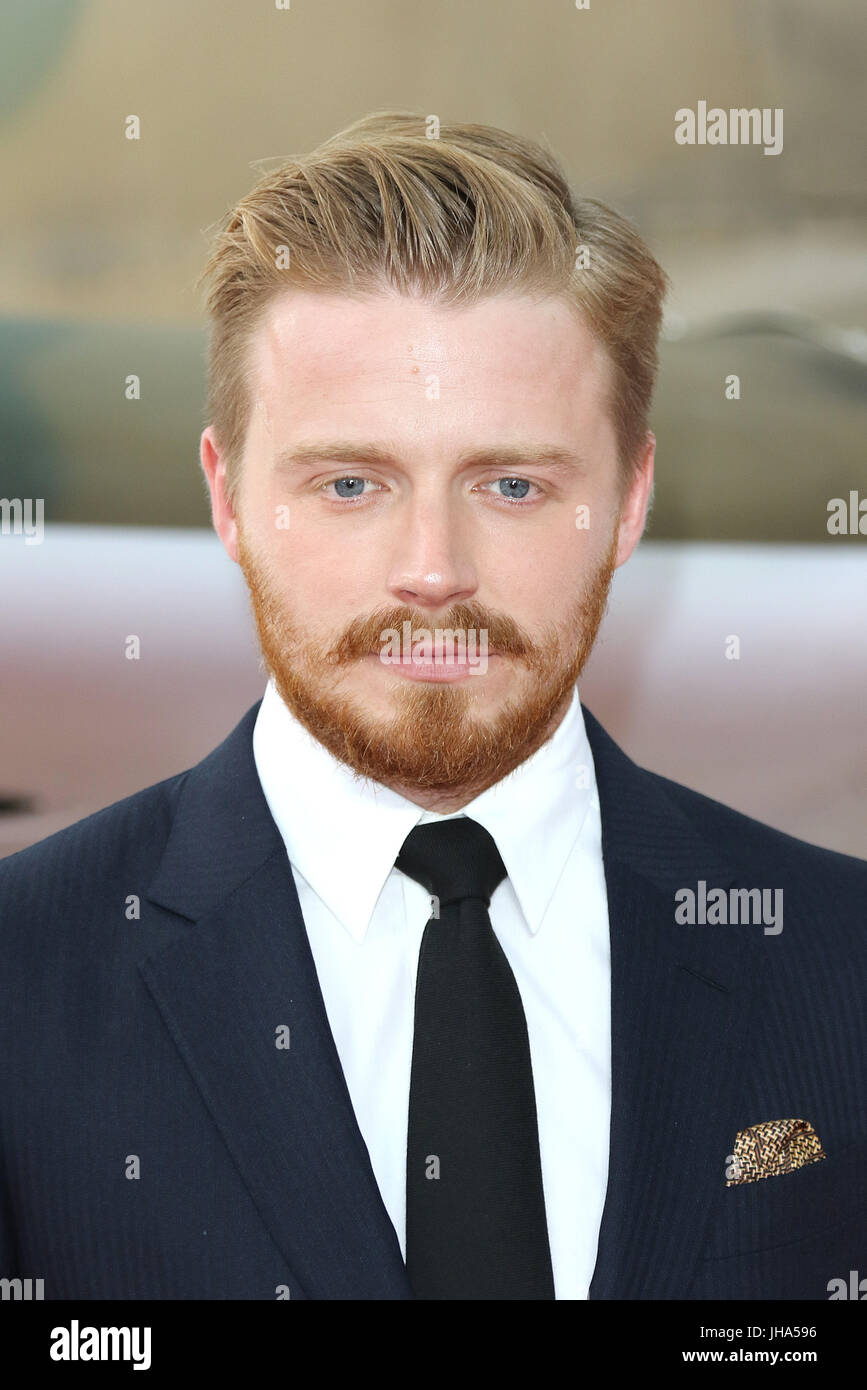 Andrew Lowden's Instagram, Twitter & Facebook on IDCrawl