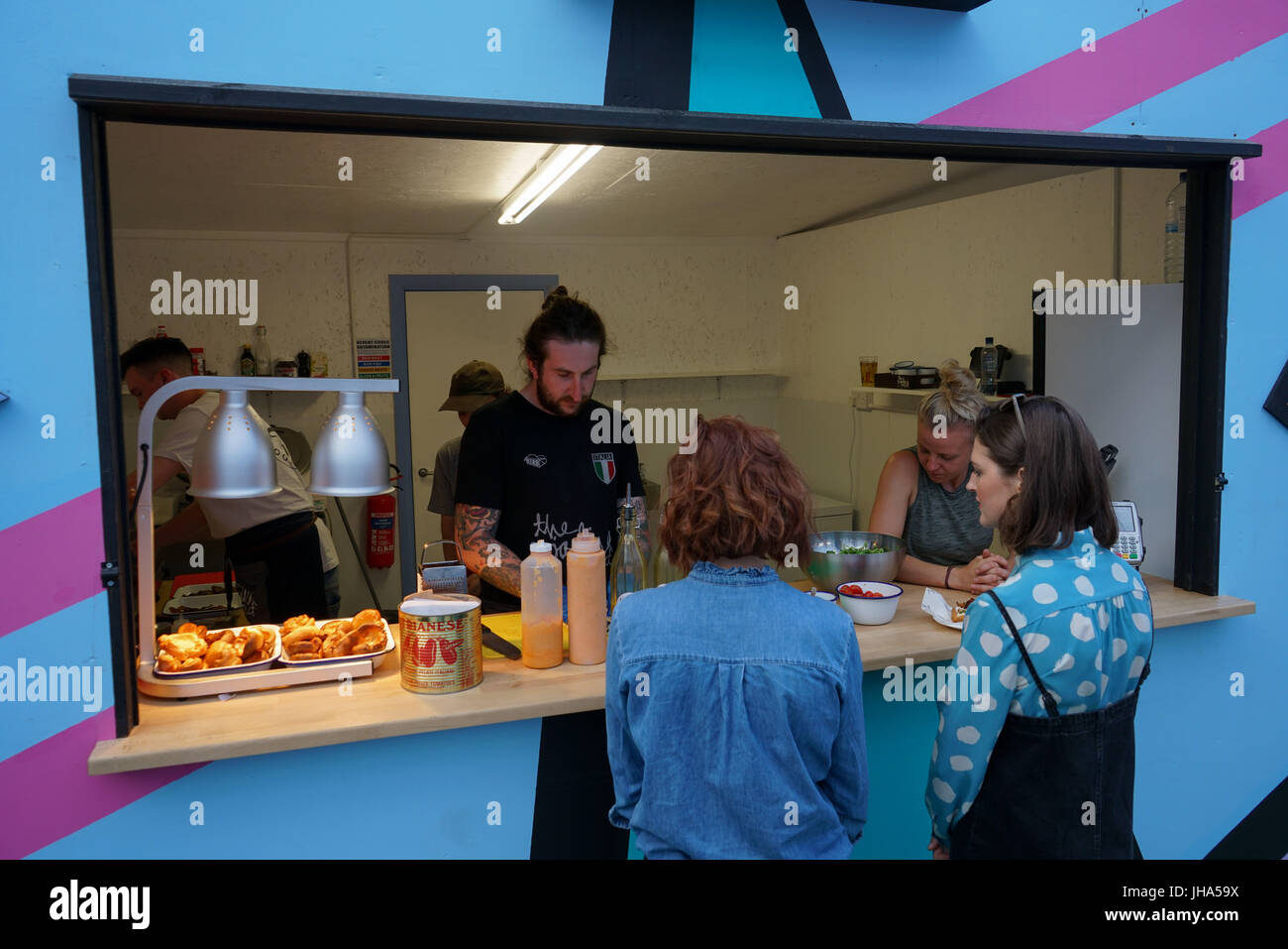 Food pyramid 80s hi-res stock photography and images - Alamy