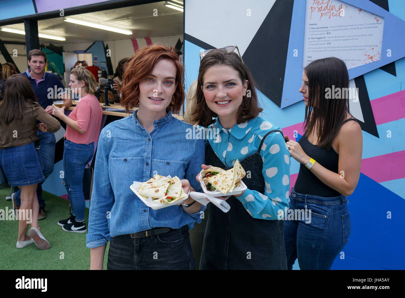 Food pyramid 80s hi-res stock photography and images - Alamy