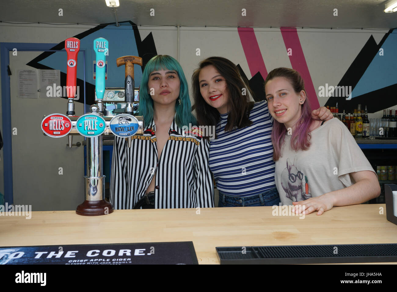 Food pyramid 80s hi-res stock photography and images - Alamy