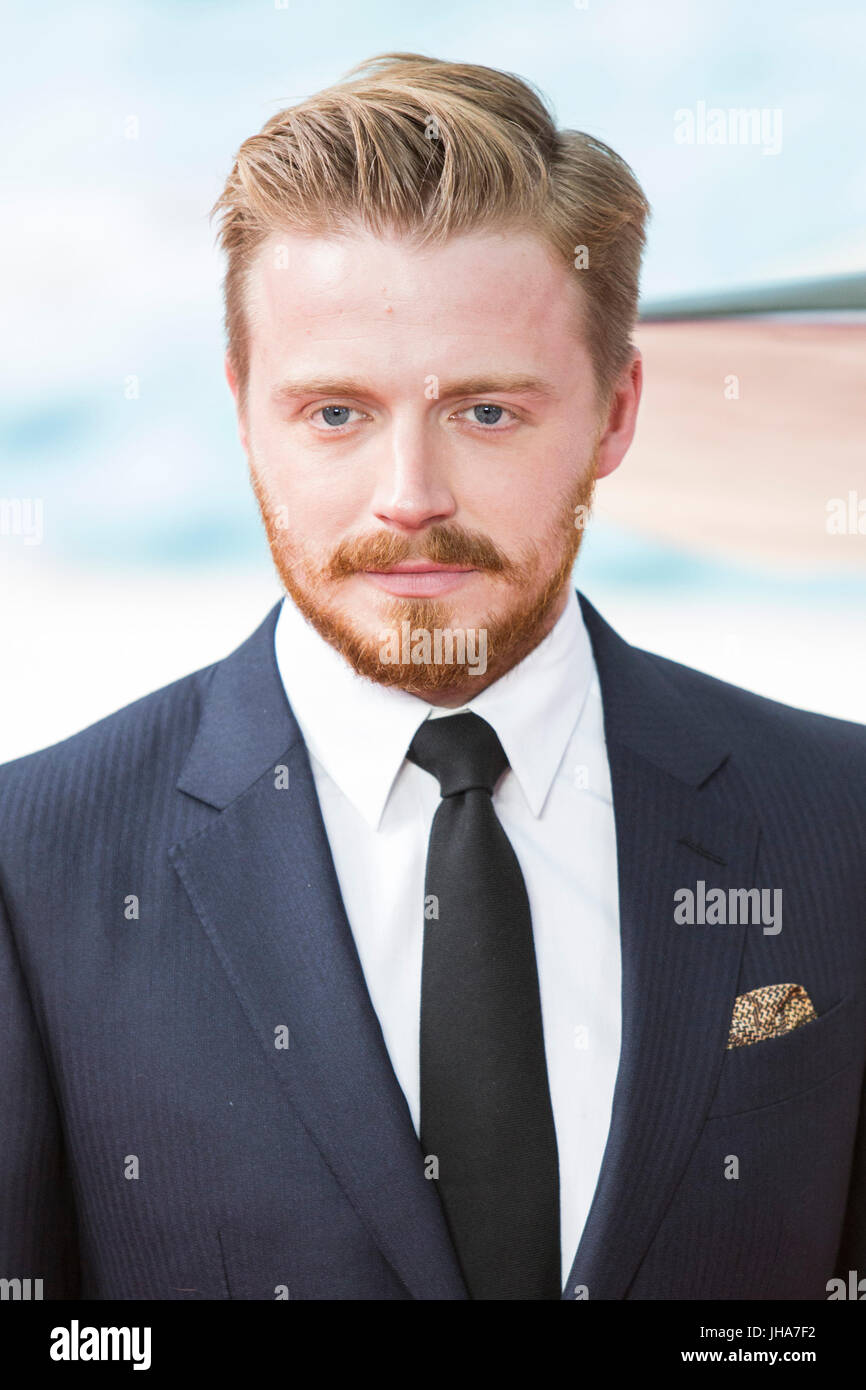 Actor jack lowden hi-res stock photography and images - Alamy